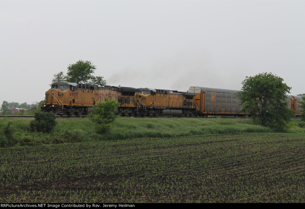 UP 6912 & 6702 (3)